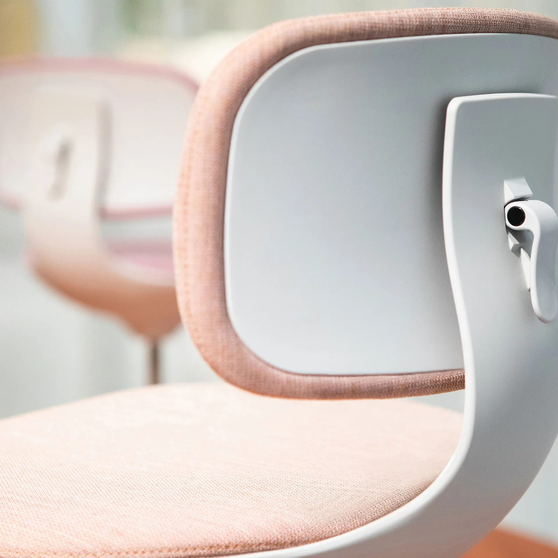 Rookie chair vitra store