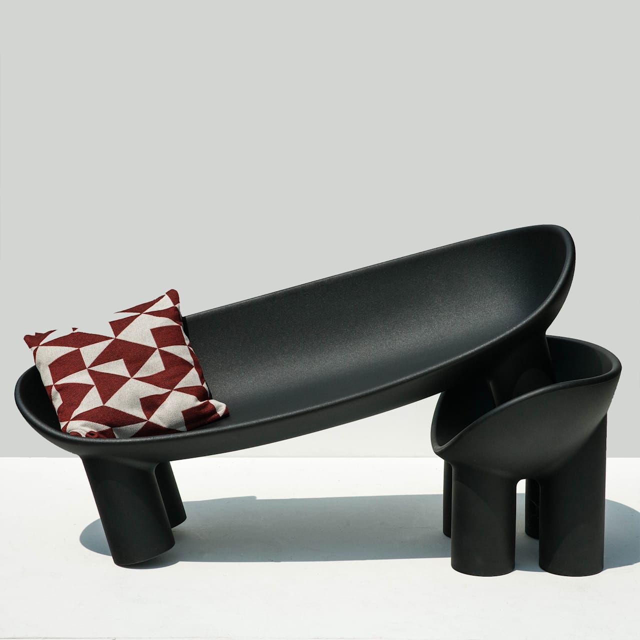 Köp Roly Poly Armchair från Driade | Nordiska Galleriet