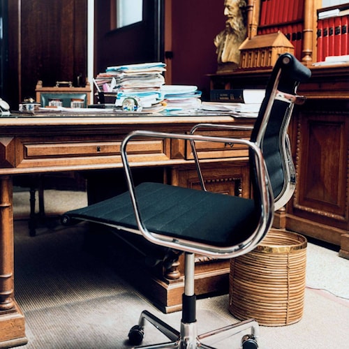 Eames ea 117 store