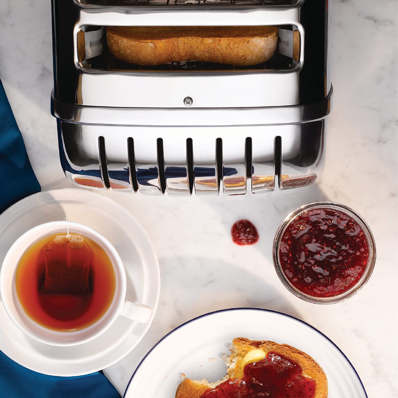 Köp SG68 Brödrost från Alessi | Nordiska Galleriet